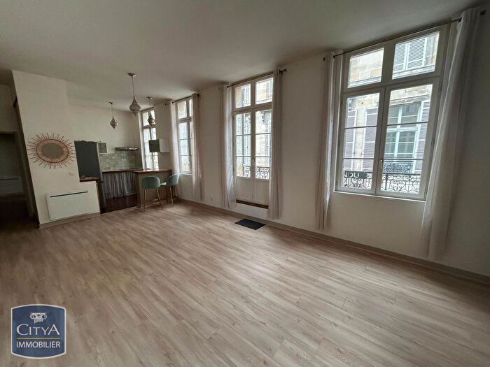 Bergerac, Centre-ville : Appartement 3 pièces à louer