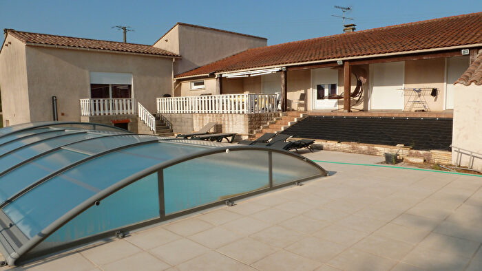 Maison à vendre - Saint-Martin-le-Vieil - 7 pièces - 5 chambres