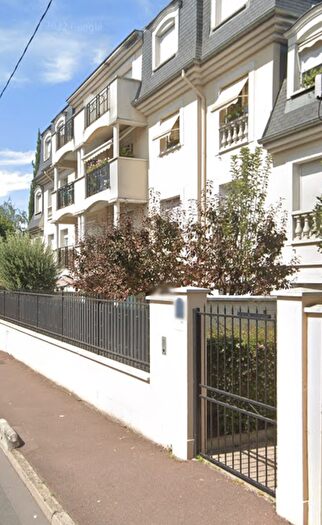 Appartement à louer - Livry-Gargan, Nord - 2 pièces - 1 chambre