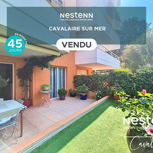 Appartement à vendre - Cavalaire-sur-Mer, Centre-ville - 2 pièces - 1 chambre
