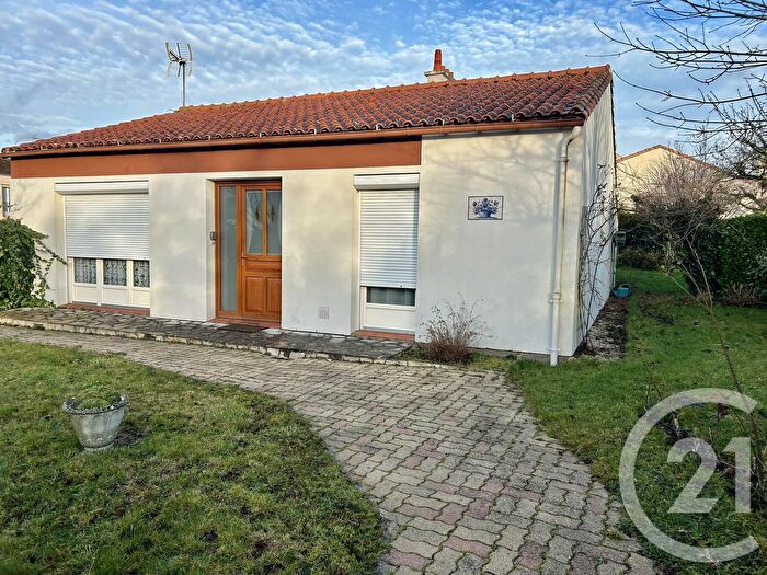 Maison à vendre - La Roche-sur-Yon, Pyramides, Jean-Yole - 4 pièces - 2 chambres