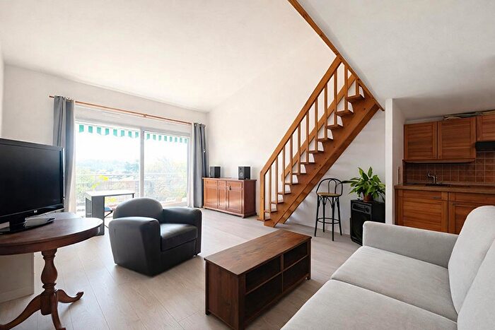 Appartement à vendre - Yerres, Centre-ville, Bellevue - 2 pièces - 1 chambre