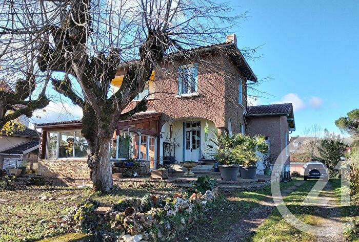 Maison à vendre - Vayrac - 7 pièces - 3 chambres