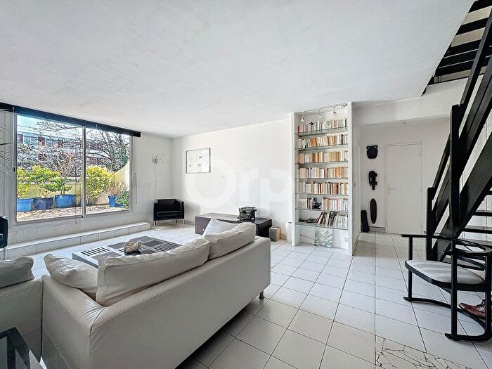 Appartement à vendre - Fontenay-sous-Bois, Val de Fontenay, Rer E - 5 pièces - 4 chambres