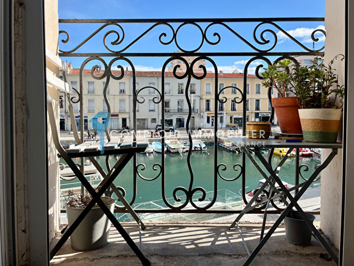 Appartement à vendre - Sète, Centre-ville - 1 pièce - 2 chambres