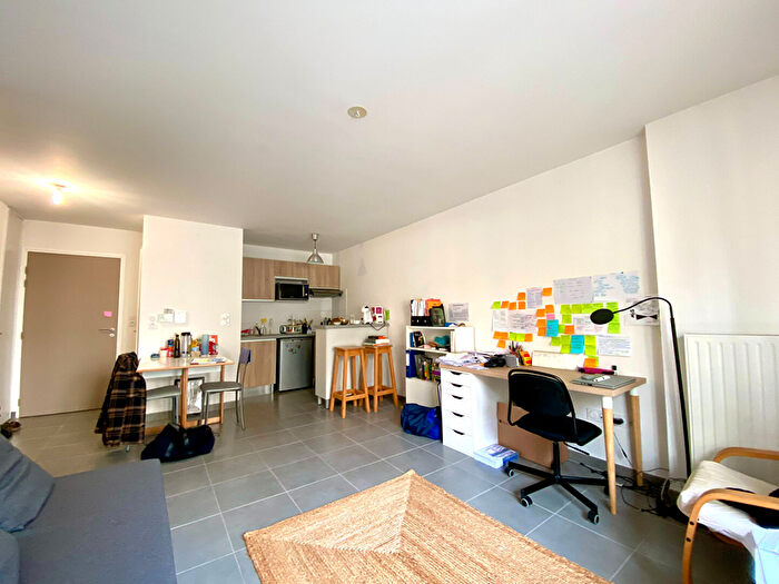 Nantes, Saint-Clément, Jardin des plantes, Caserne Lamoricière : Appartement 1 pièce à vendre