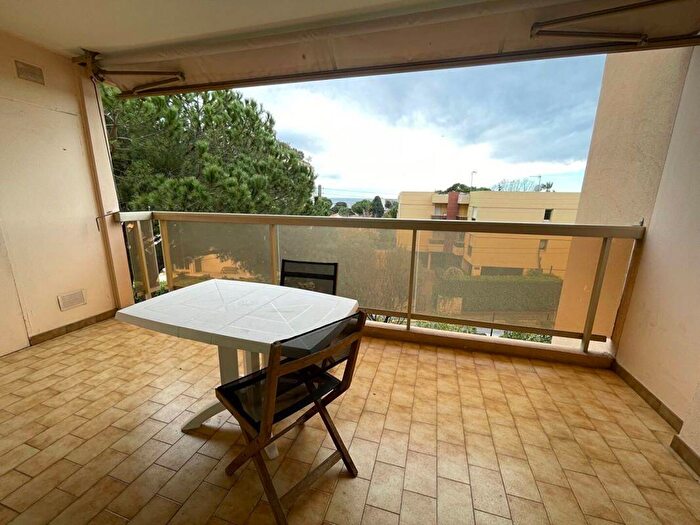 Appartement à louer - Cros de Cagnes-RN, Cagnes-sur-Mer - 1 pièce