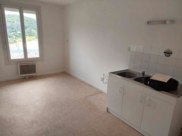 Sud Est, Unieux - Appartement 3 pièces à louer