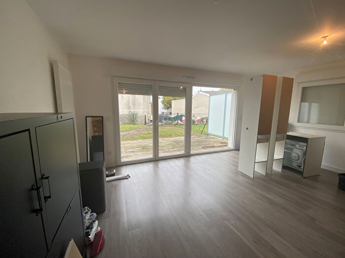 Appartement à louer - Bègles, Dorat, Verdue - 3 pièces - 2 chambres