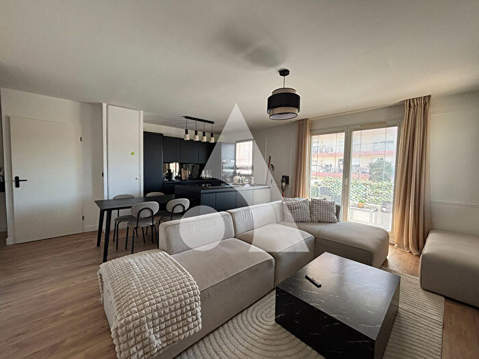 Appartement 4 pièces à vendre à Épinay-sur-Seine, Le Cygne dEnghien