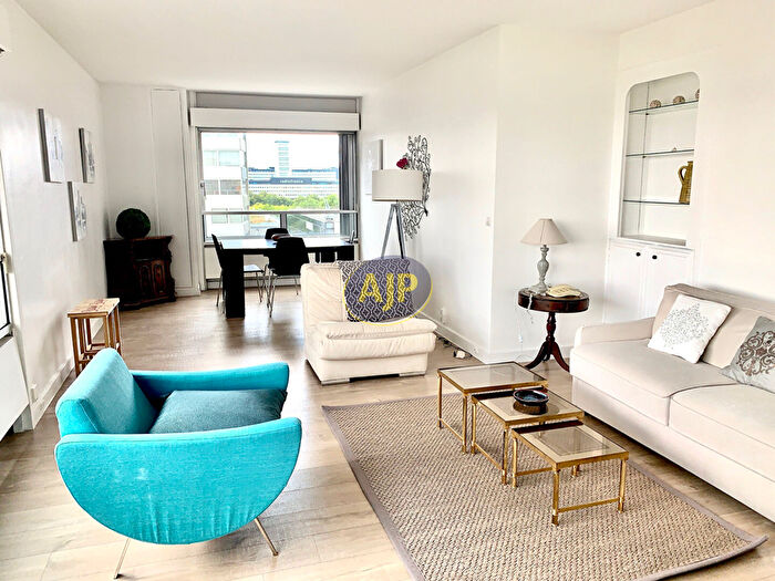 Appartement 3 pièces à louer à Paris 15ème, Emeriau, Zola