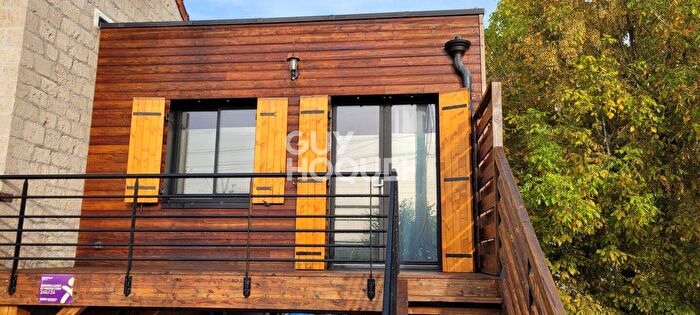 Champagne-sur-Oise : Appartement 2 pièces à louer