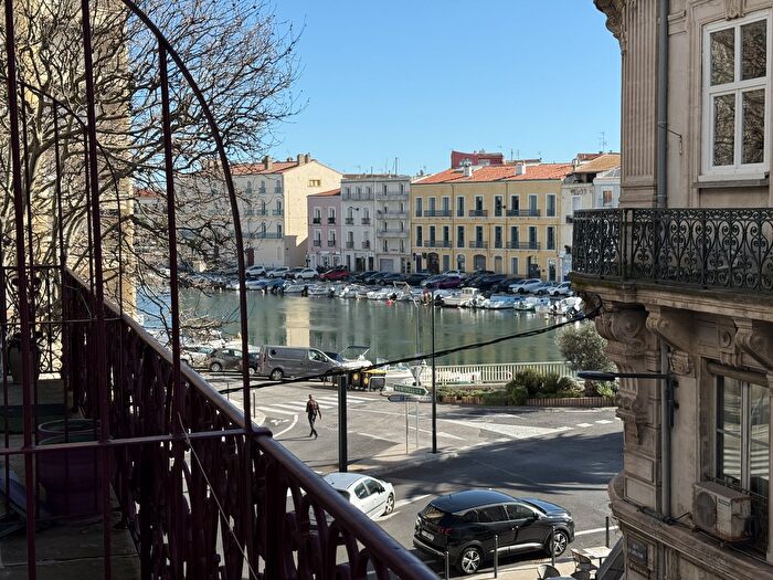 Appartement à vendre - Sète, La Gare - 2 pièces - 1 chambre