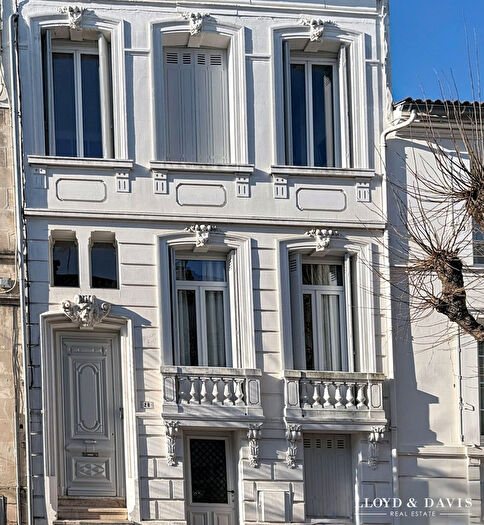 Maison à vendre - Royan, Centre-ville - 6 pièces - 3 chambres