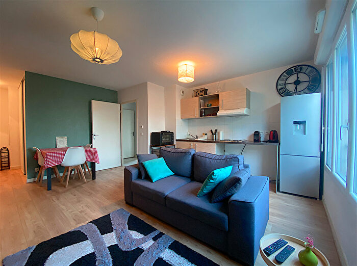 Appartement à louer - Bruges, Ausone, La Hutte, Le Grand Darnal - 3 pièces - 2 chambres