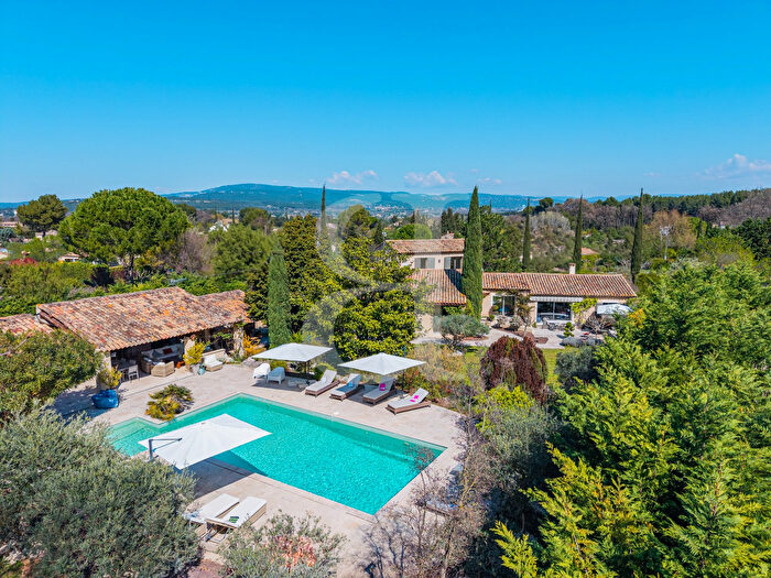 Maison à vendre - Maubec - 8 pièces - 7 chambres