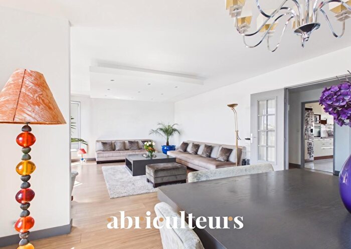 Appartement 6 pièces à vendre à Charenton-le-Pont, Pasteur, Saint-Pierre