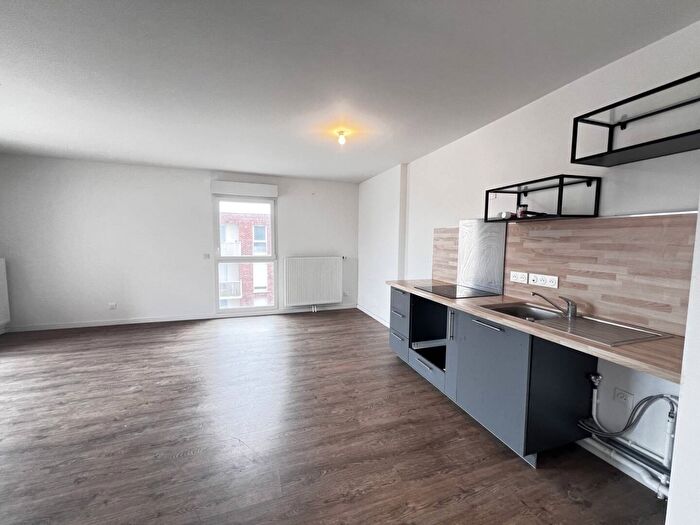 Appartement à louer - Amiens - 3 pièces - 2 chambres