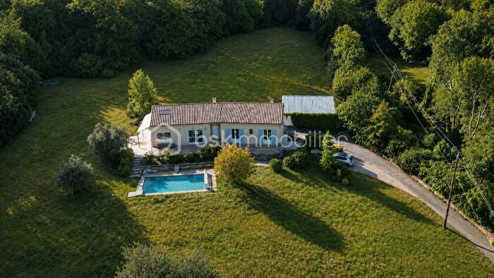 Maison 7 pièces à Saint-Pons-de-Thomières, à vendre