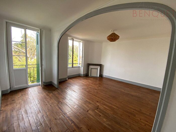 Appartement à louer - Front de Mer, Biarritz - 3 pièces - 3 chambres