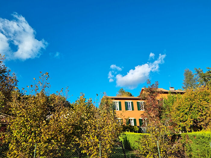 Maison à vendre - Noyers-sur-Jabron - 15 pièces - 8 chambres