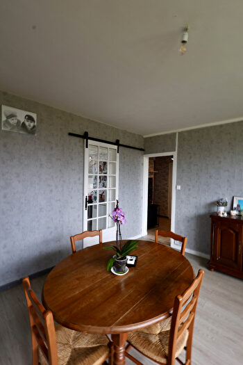 Appartement à vendre - Rochefort, La Forêt Guérinau, Bois Bernard, Chargrinerie - 4 pièces - 3 chambres