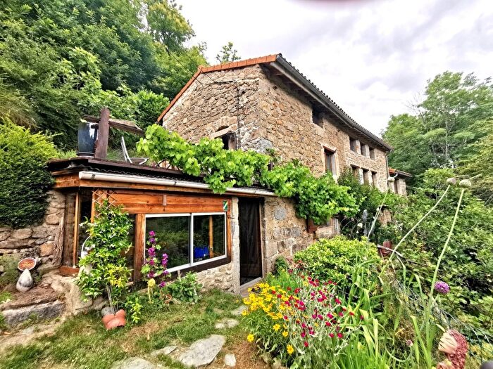 Saint-Julien-du-Gua : Maison 4 pièces à vendre