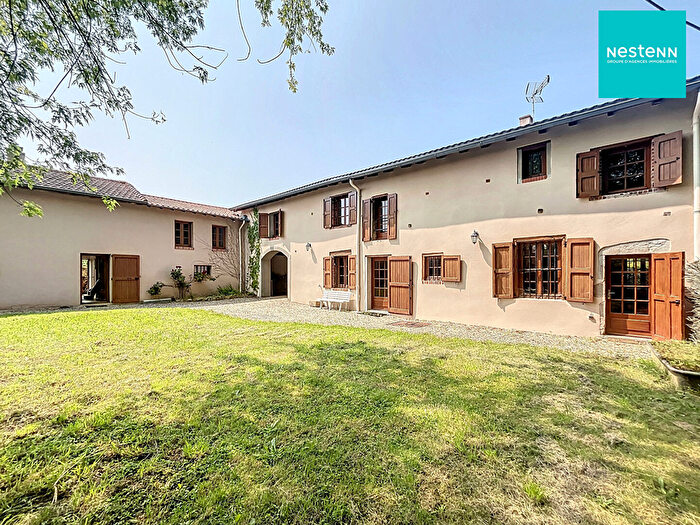 Maison à vendre - Montrond-les-Bains - 15 pièces - 11 chambres