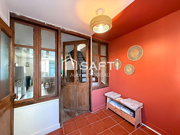 Maison à vendre - Parthenay - 4 pièces - 3 chambres