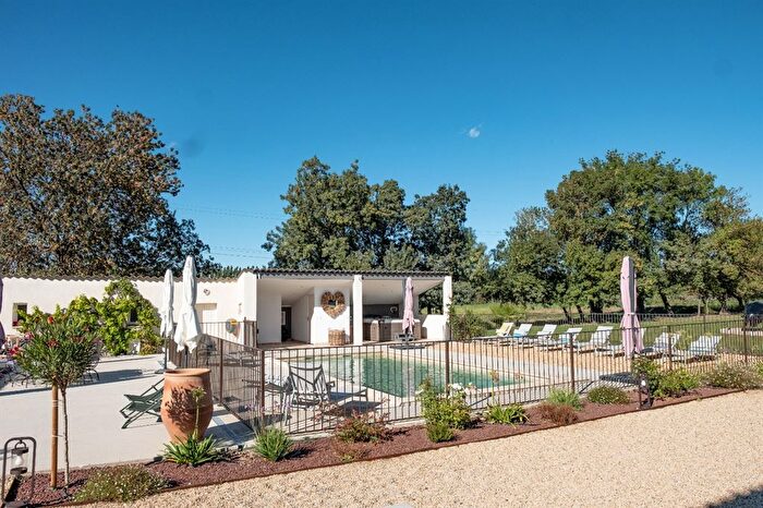 Maison 5 pièces à louer à Plan-dOrgon