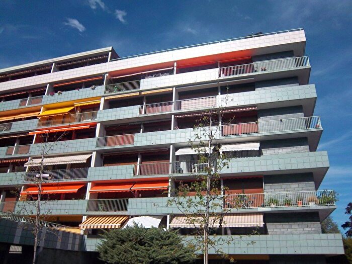 Appartement à louer - Faubourg de Besançon-Les Commards, Dole - 3 pièces - 2 chambres