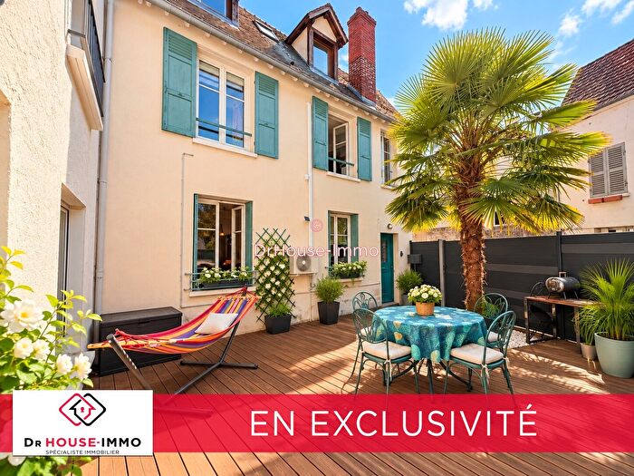 Mantes-la-Jolie, Centre-ville - Maison 6 pièces à vendre