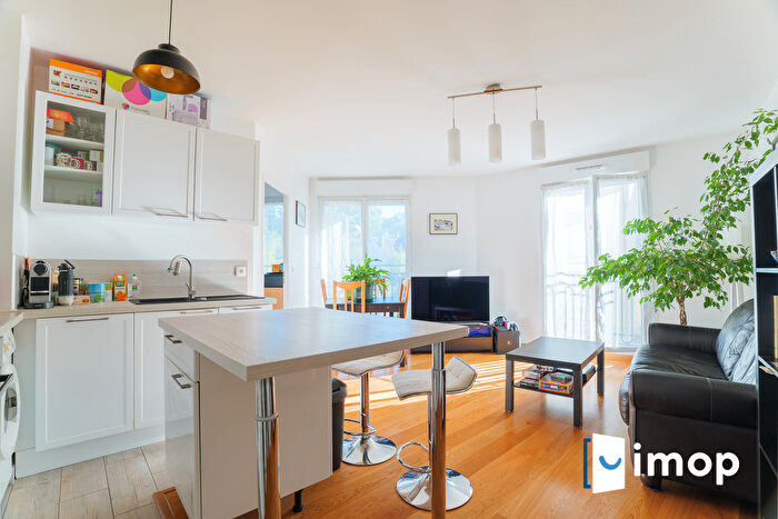 Villiers-sur-Marne, Centre-ville - Appartement 3 pièces à vendre