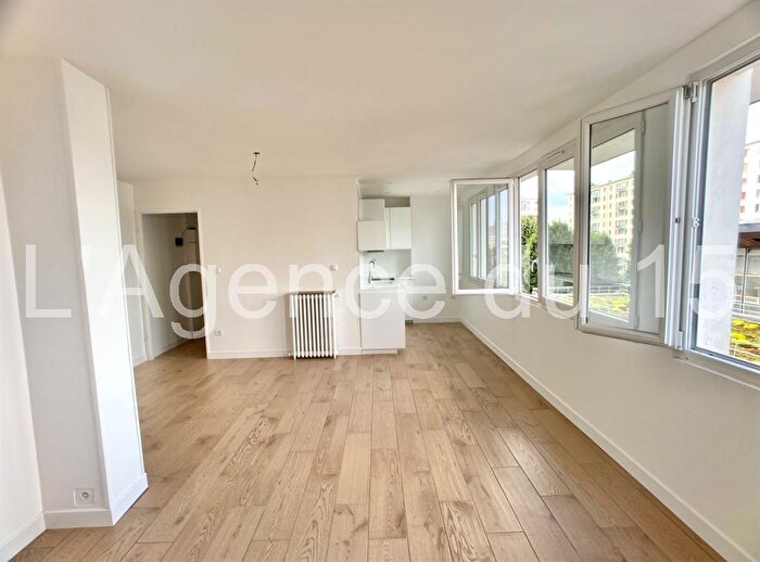 Vitry-sur-Seine, Centre-ville : Appartement 3 pièces à louer