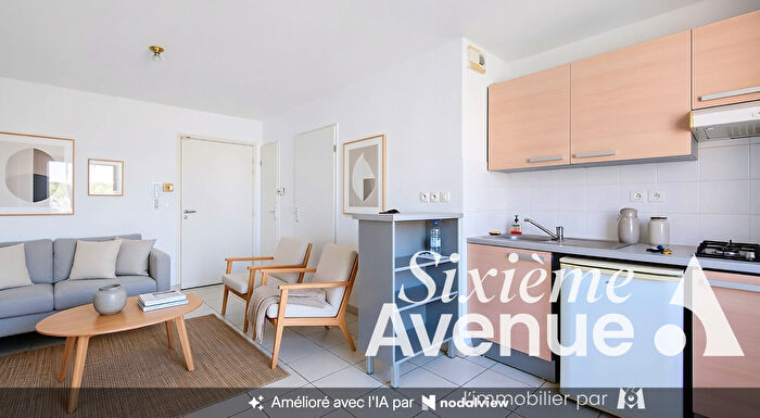 Appartement 2 pièces à vendre - Meyzieu, Sud Ouest