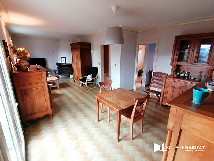 Maison à vendre - Cholet, Bretagne - 6 pièces - 3 chambres