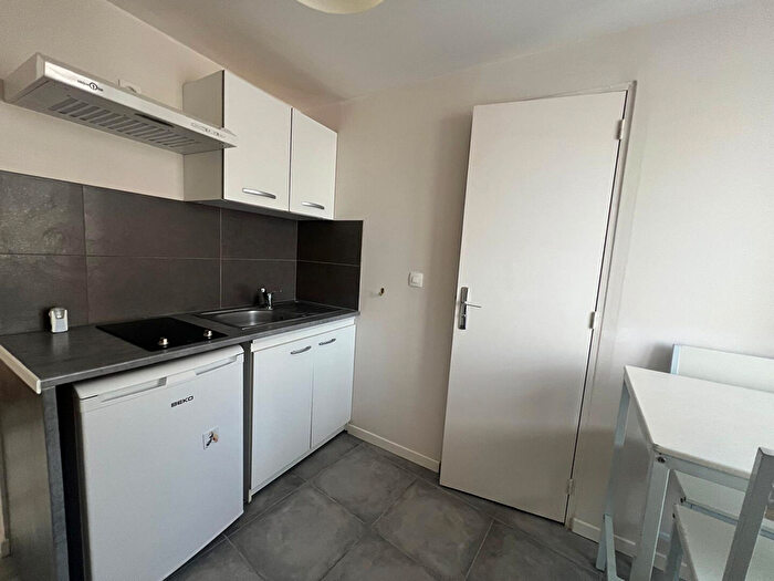 Niort, Saint-Florent : Appartement 1 pièce à louer