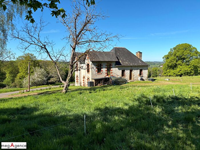 Saint-Germain-les-Vergnes - Maison 4 pièces à vendre