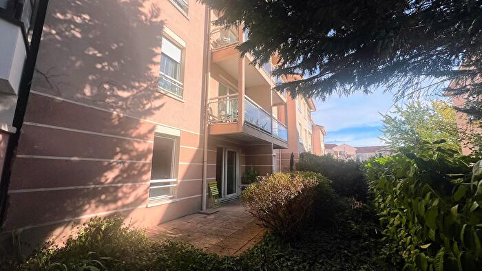 Appartement 4 pièces à vendre à La Tour-de-Salvagny