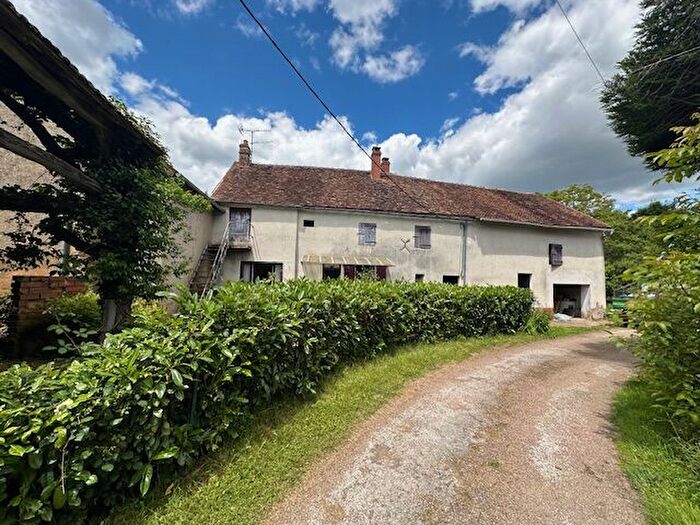 Maison 3 pièces à vendre à Saint-Amand-en-Puisaye