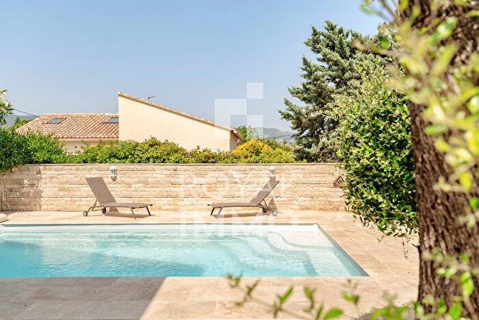 Maison à vendre - Sanary-sur-Mer, La Poussarague - 6 pièces - 4 chambres