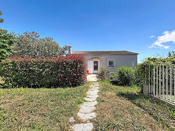 Afa : Maison 4 pièces à vendre