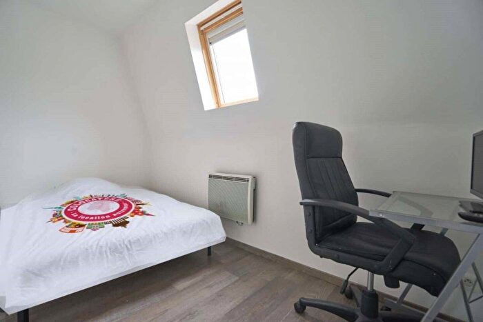 Appartement à louer - Epeule-Trichon, Roubaix - 1 pièce