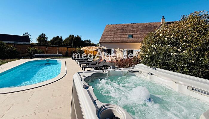 Maison 7 pièces à Perceneige, à vendre