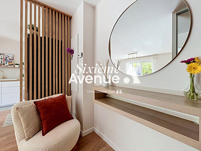 Appartement 3 pièces à Vaulx-en-Velin, Le Pont des Planches, à vendre