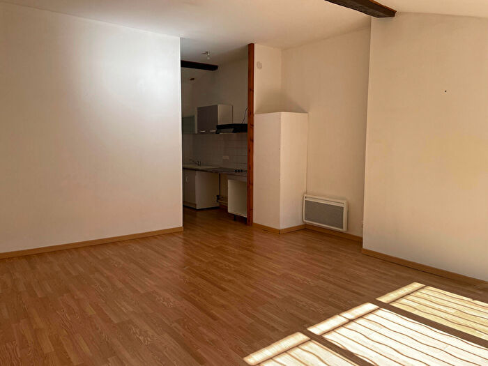 Appartement à louer - Libourne, Centre-ville, Bastide, Gare - 3 pièces - 2 chambres