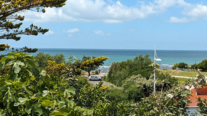 Maison à vendre - Biarritz, Milady, Colline, Beaurivage - 5 pièces - 3 chambres