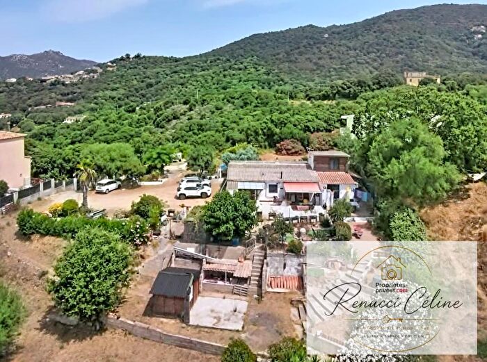 Alata : Maison 5 pièces à vendre