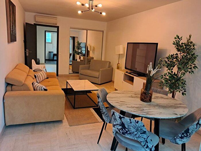 Fontmerle, Antibes : Appartement 2 pièces à louer