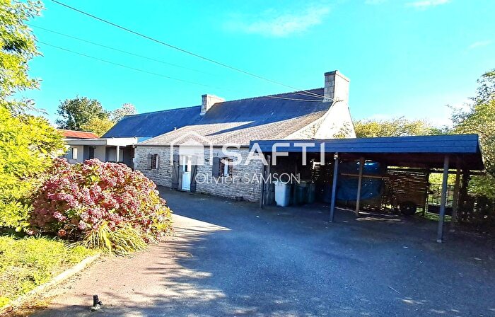 Maison à vendre - Ploumilliau - 8 pièces - 6 chambres